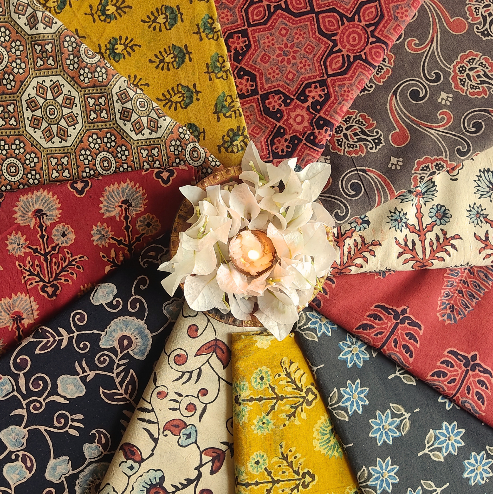 Ajrakh Print: The Timeless Craft of Geometry and Natural Dyes – Fabtexs